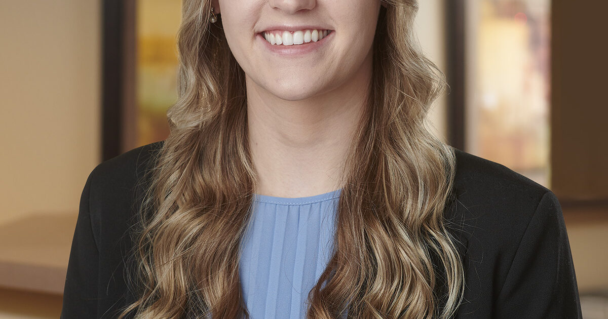 Emerald Seeling - Billion & Armitage